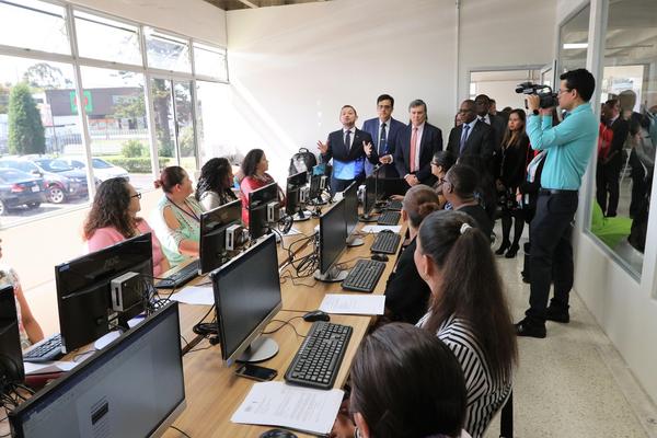 Costa Rica inaugura laboratório de inovação Fab Lab especializado em ...