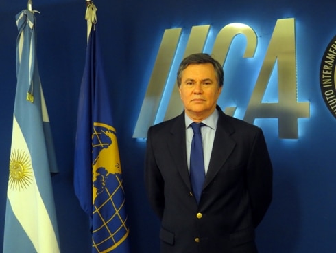 EL PRESIDENTE DEL FIDA DE LA ONU VISITA ARGENTINA - IICA